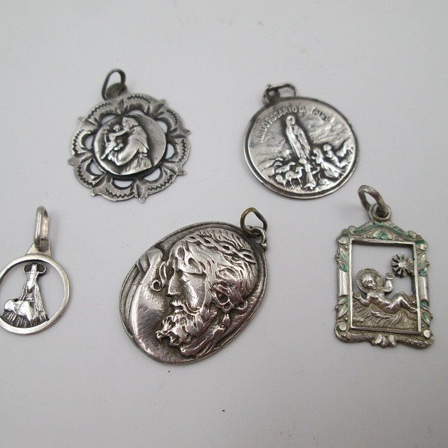 Five Sterling Silver Religious Medals Collection Spain 1950s | El ...