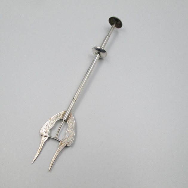 Mechanical Fork Clamp For Serving Bread Sterling Silver 1930 | El ...