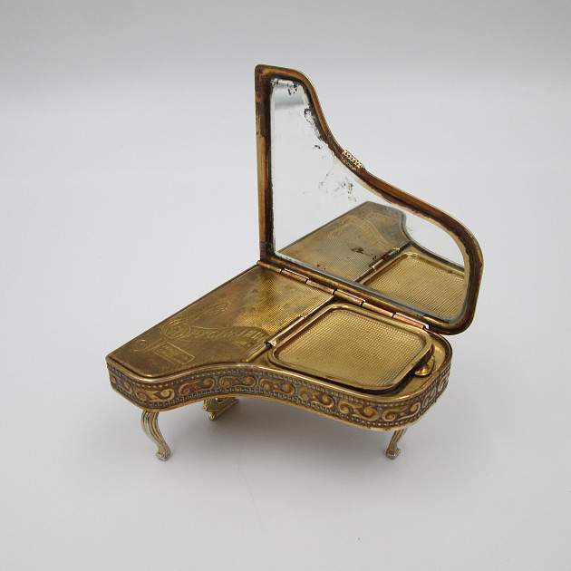 Pygmalion Sonato Piano Musical Powder Compact Gold Plated | El ...