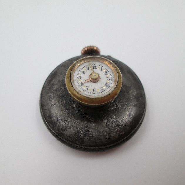 Reloj Solapa Hierro Y Metal Dorado Remontoir 1890 | El Coleccionista ...