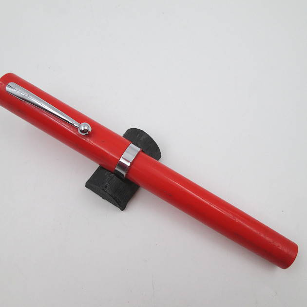 Sheaffer No Nonsense Red Plastic Steel Nib 1980s | El Coleccionista ...
