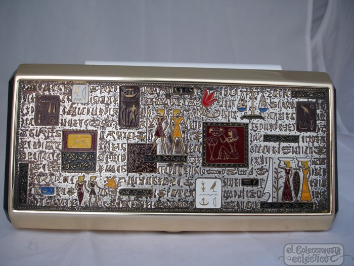 Musical Vanity Case Metal Plastic Enamel | El Coleccionista Ecléctico